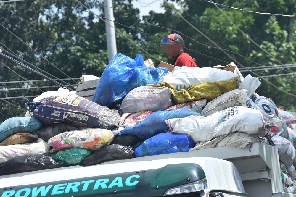 Cenro sees improved waste management with new trucks