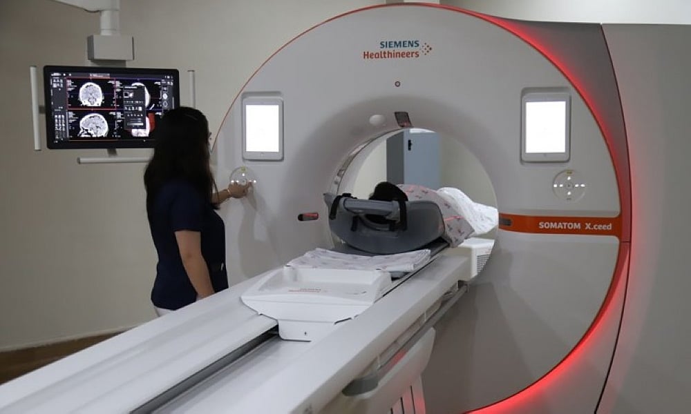 UCMed nag-una sa Southeast Asia sa bag-ong CT Scan, mammogram