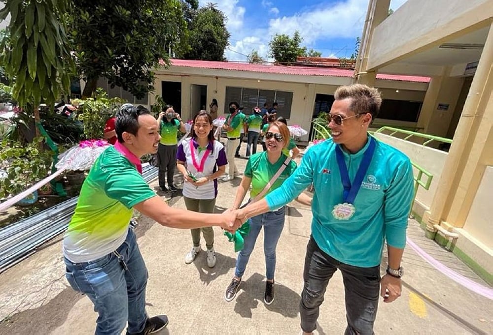 Cebu City, Rotary Club of Banilad turn over classrooms