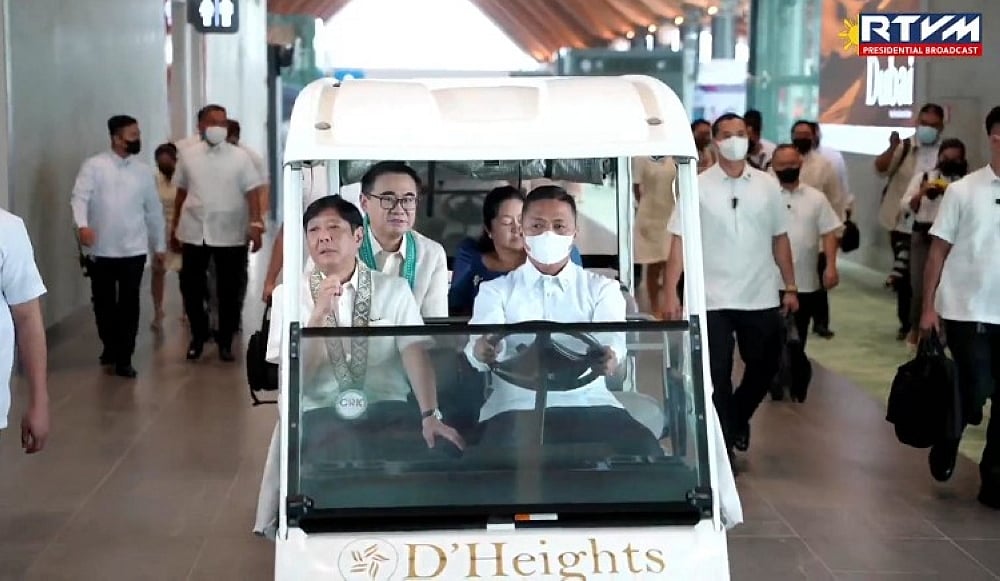 Marcos graces New Clark Airport Terminal grand opening