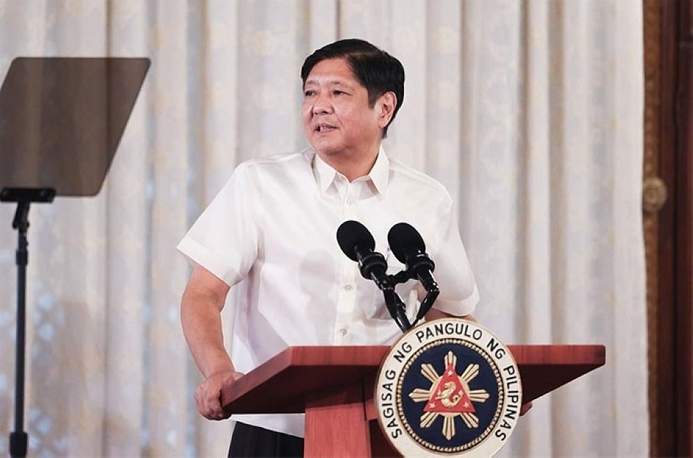 Marcos reappoints 10 Cabinet secretaries