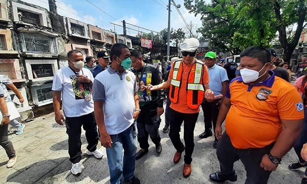 Rama, kapulisan misusi sa Calamba Cemetery