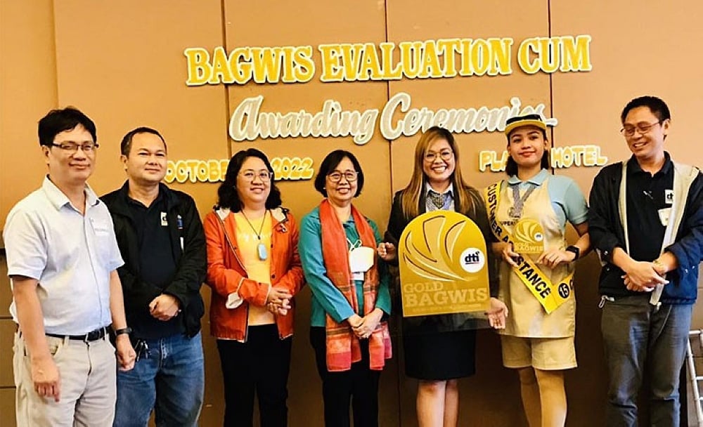 SM Supermarket, Savemore get DTI Bagwis award anew