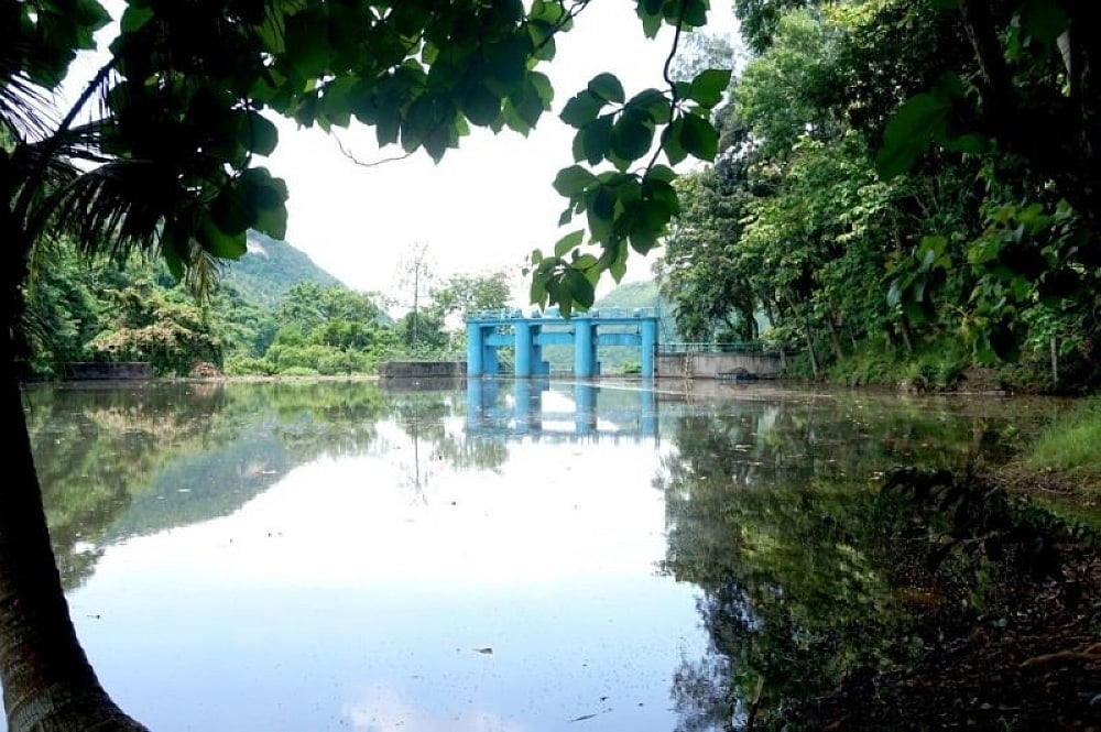 Tycoon Razon formalizes intent to build Cebu dam