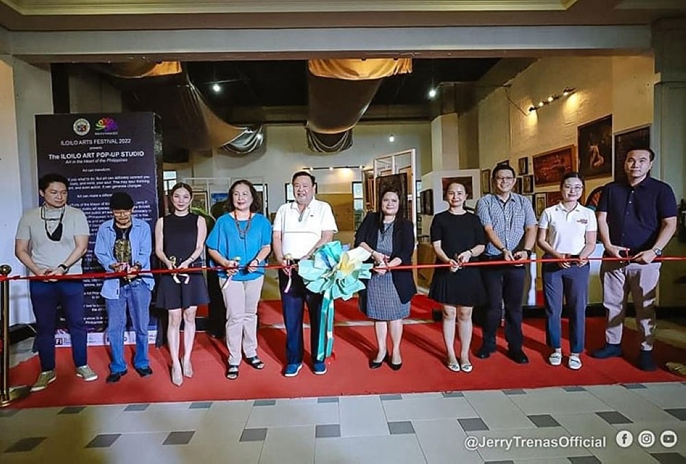 Ilonggo artists join Iloilo Art Pop-Up Studio exhibit at the Festive ...