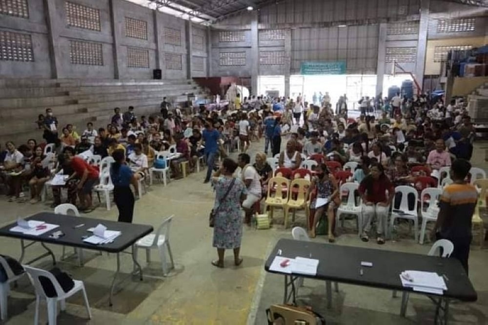 Nasunogan sa Barangay Looc ibalhin sa 'transitory housing'