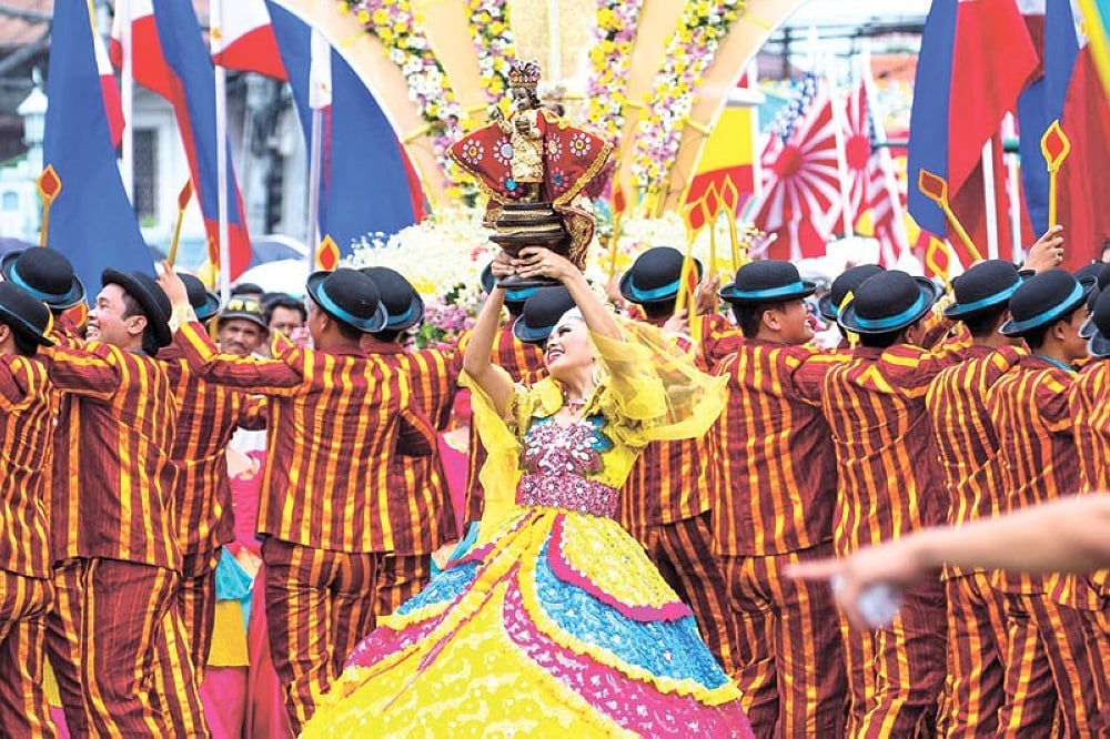 DepEd 7 to schools: Don't force students to join Sinulog for grades