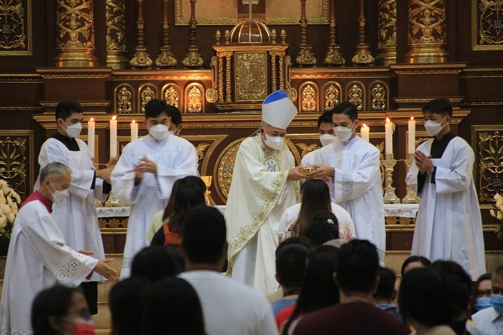 Catholic Church schedules 2 masses every morning during 'Misa'