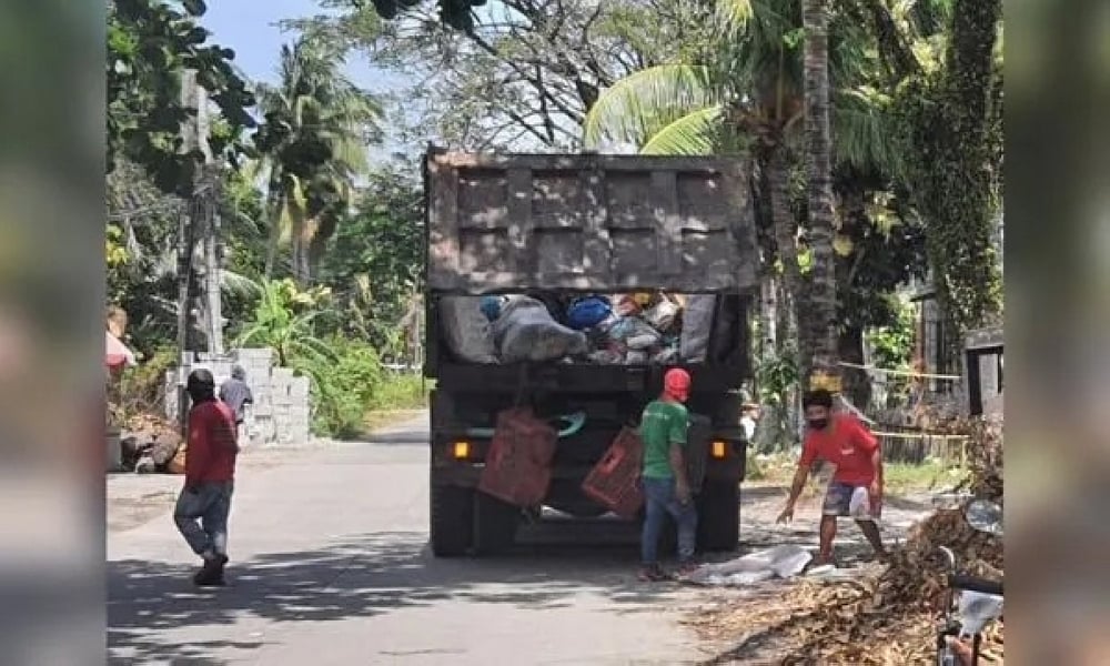 Bacolod extends contract of garbage hauler