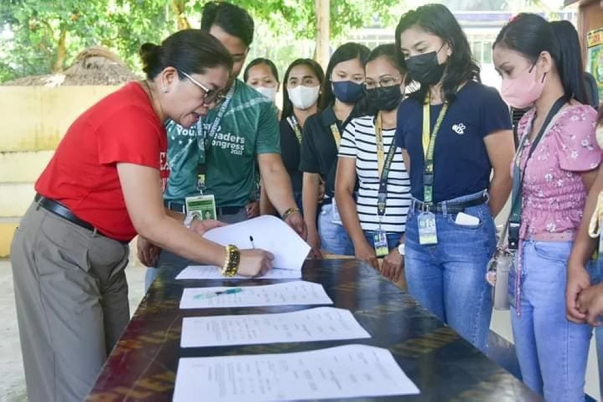 Provincial scholarship MOA signing ug allowance payout gipahigayon Provincial scholarship MOA signing ug allowance payout gipahigayon