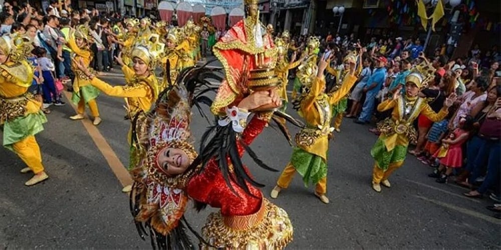 Sinulog 2023 draws 24 dancing contingents