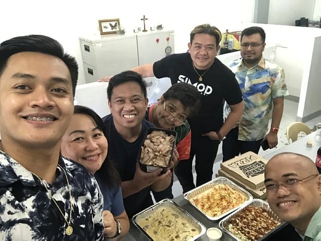 A tasty lechon baka meal with Chew Baka