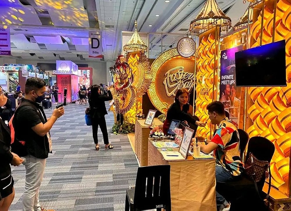 Eastern Visayas bags best booth award at 30th PTAA travel tour expo