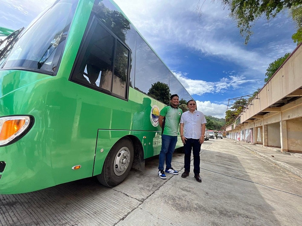 Talisay City acquires bus for Talisaynons