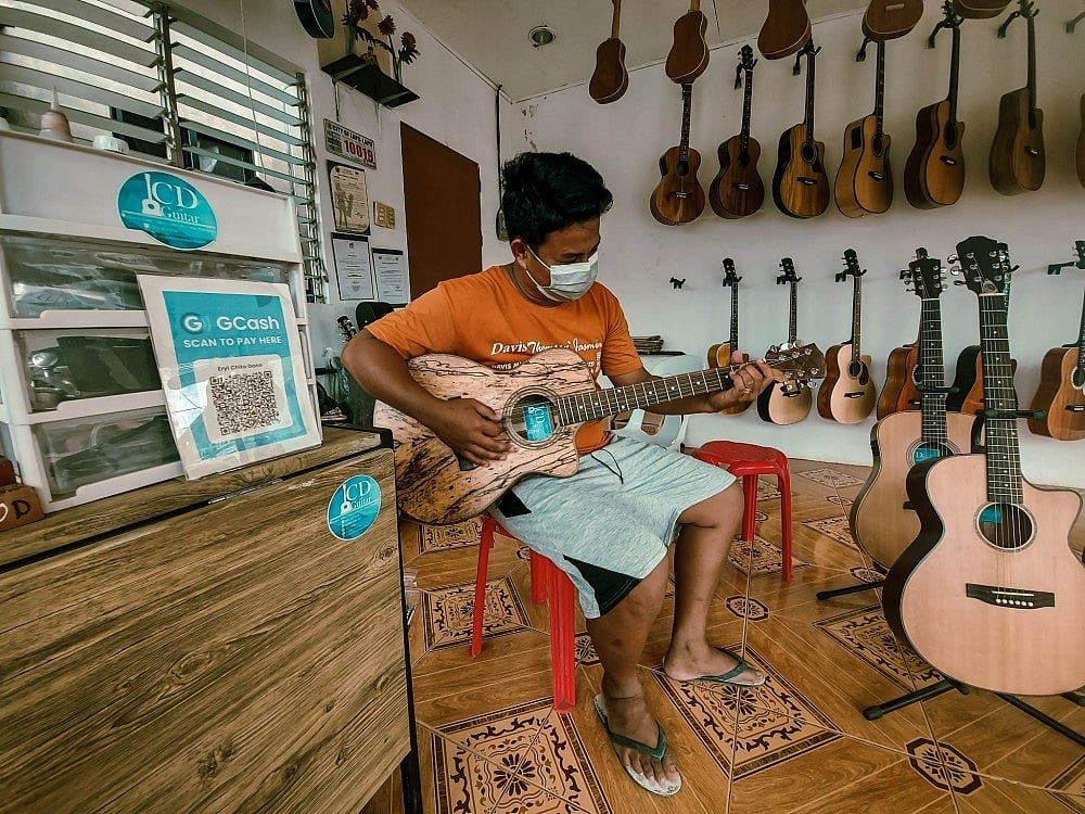 Guitars gently weeping: How Lapu-Lapu's guitar industry strums through ...