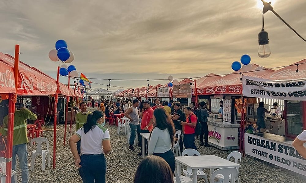 CCLEX Tropical Food Park: A Scenic Rest Stop on CCLEX Toll Plaza ...