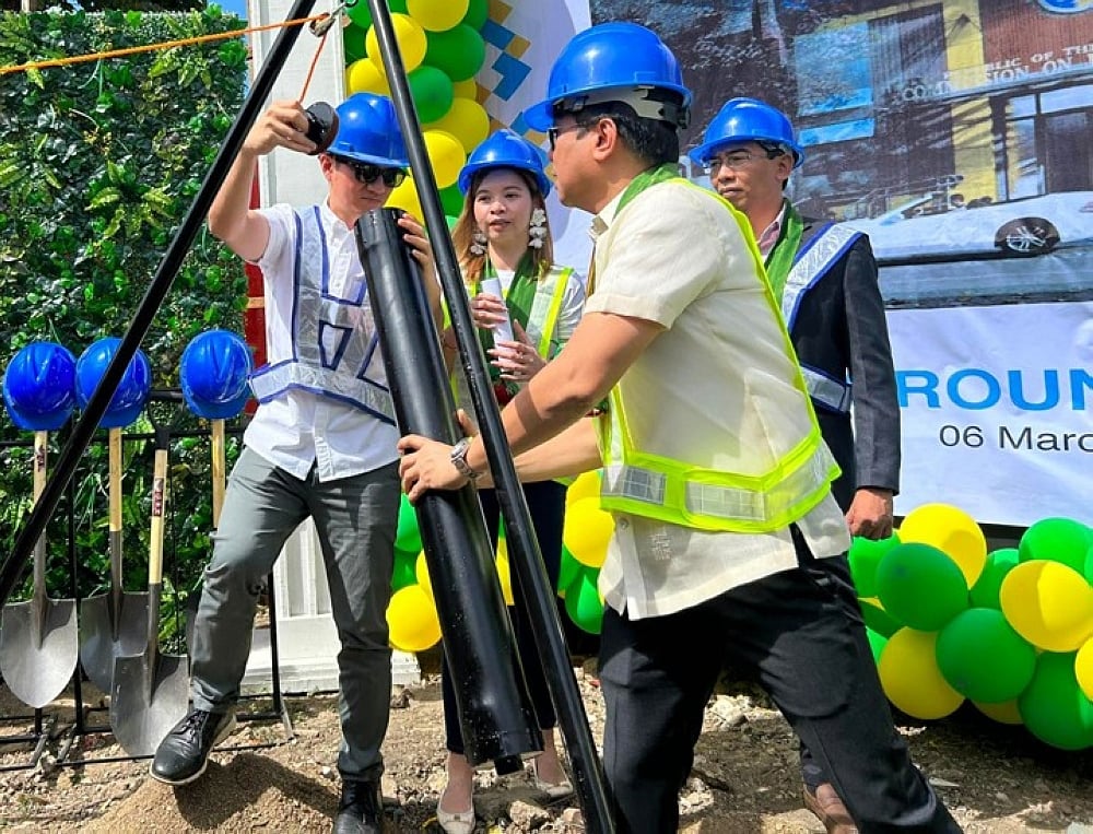 CHR builds new office building