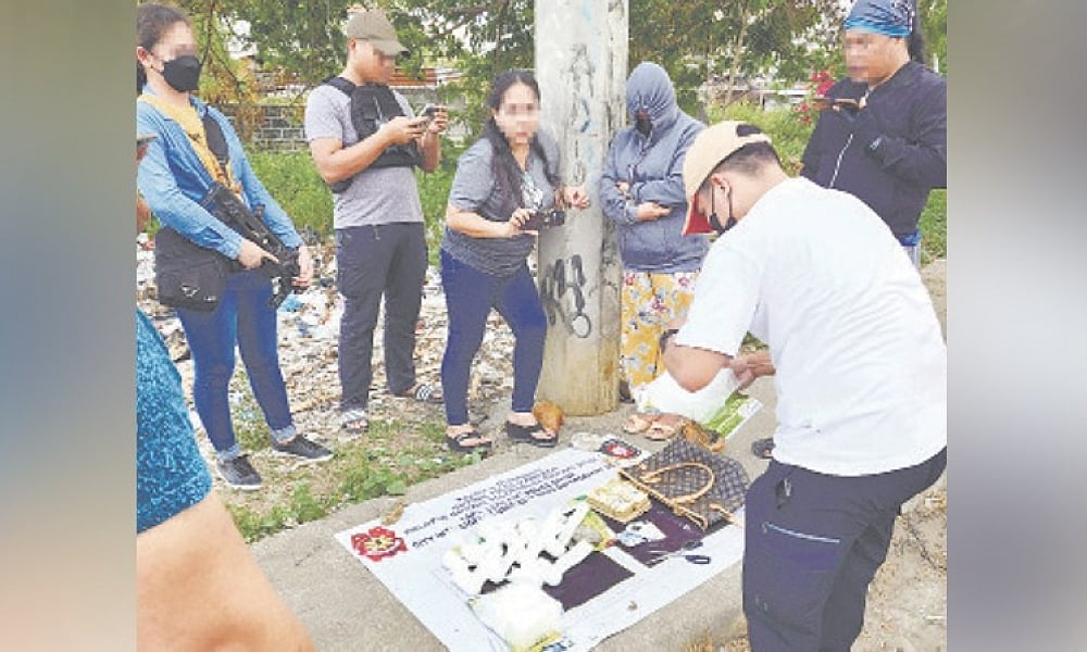 Mabdos 'nasakmitan' og 3 ka kilo nga shabu