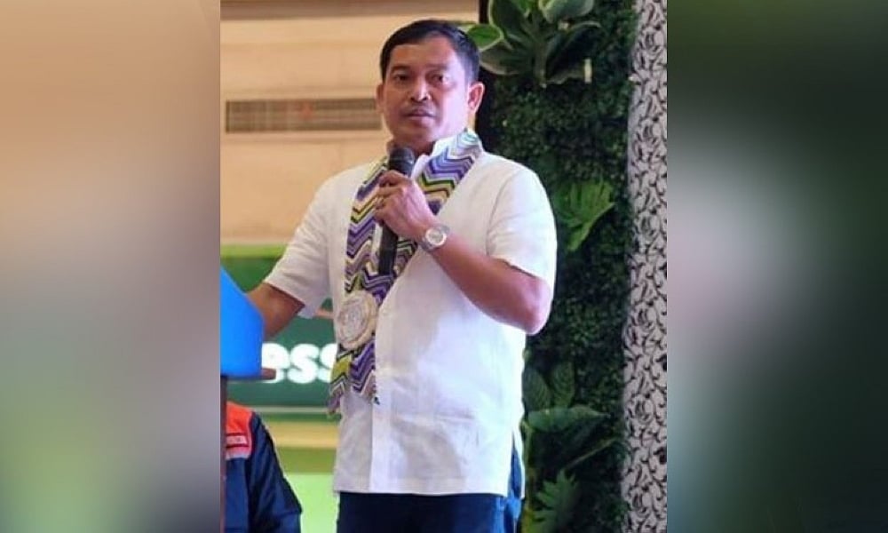 Tagum City police gihagit, doble kayod