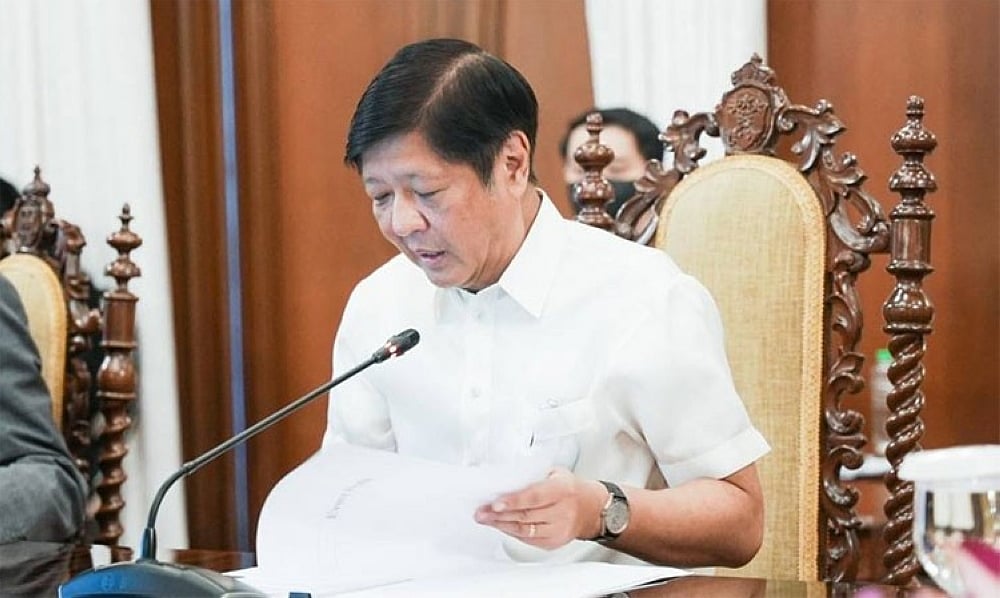 Marcos supports boosting cashless transactions