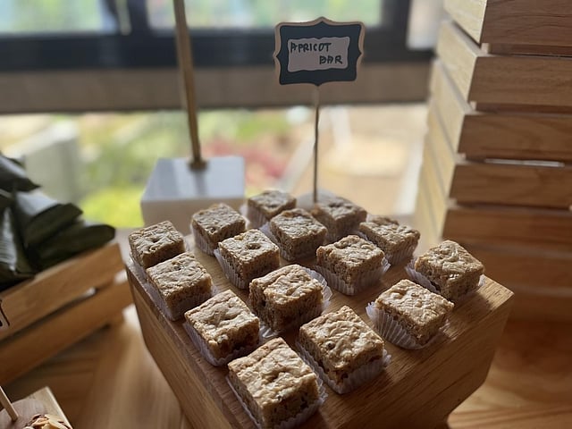 Tuburan '360 CAFÉ', nag-umbaw sa bungtod