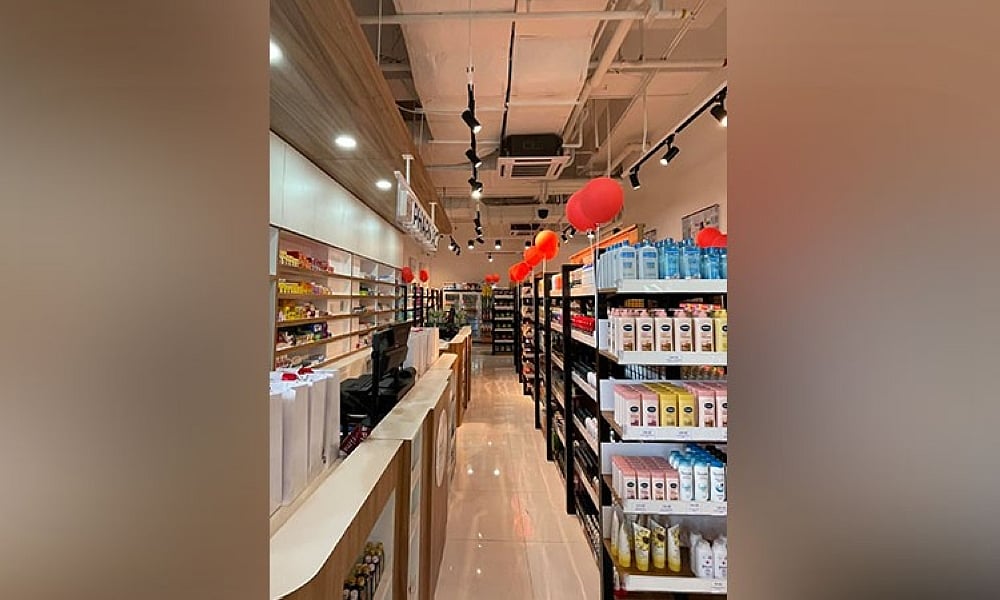 Hestia Prime Pharmacy & Minimart opens at Taft East Gate