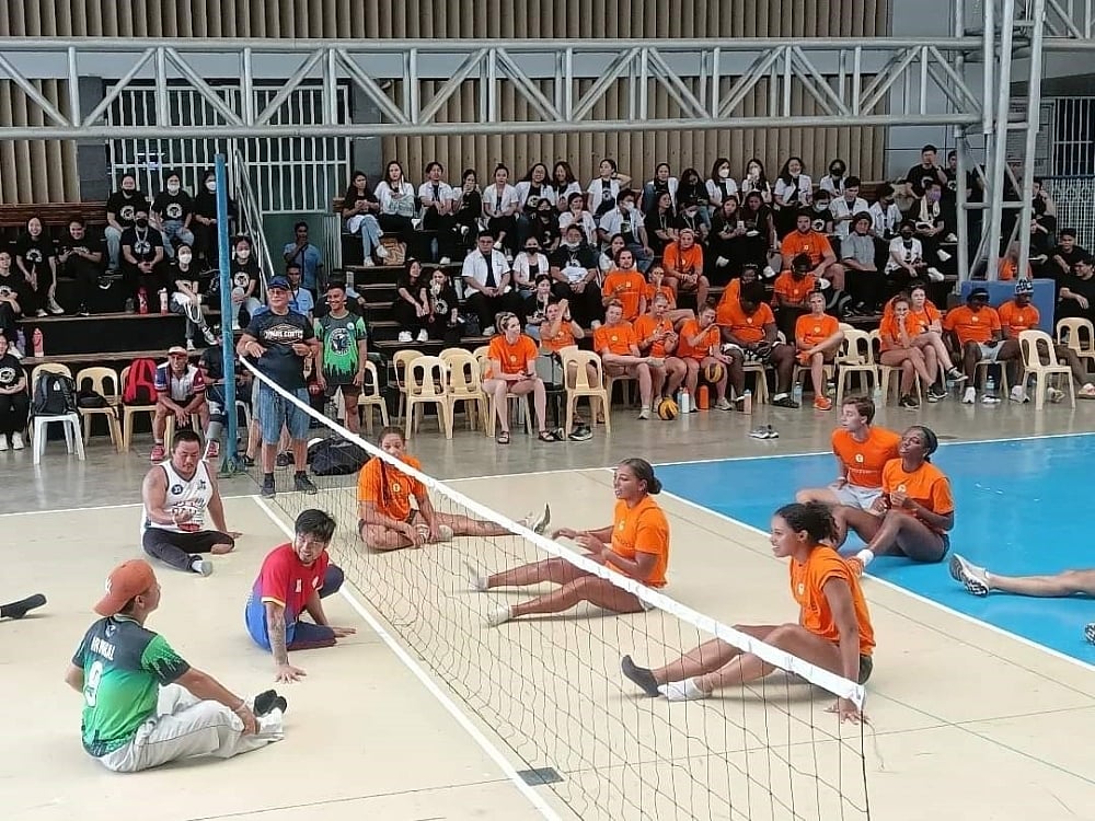 Student-athletes from US spend immersion with Cebu's Pads, donate to ...