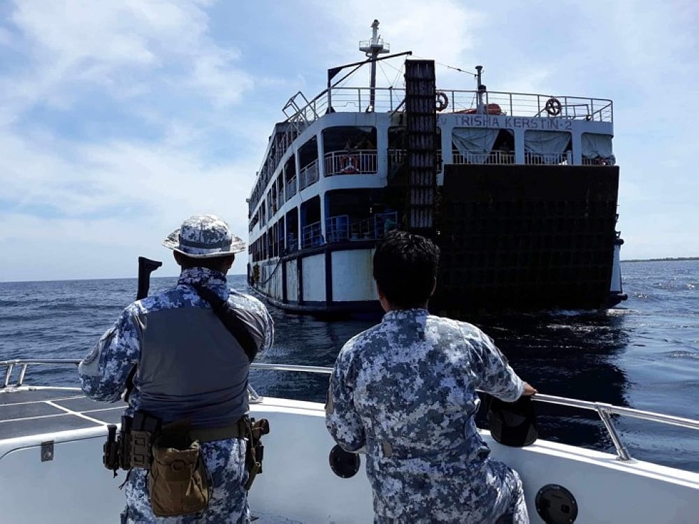PCG provides aid to passenger vessel in distress