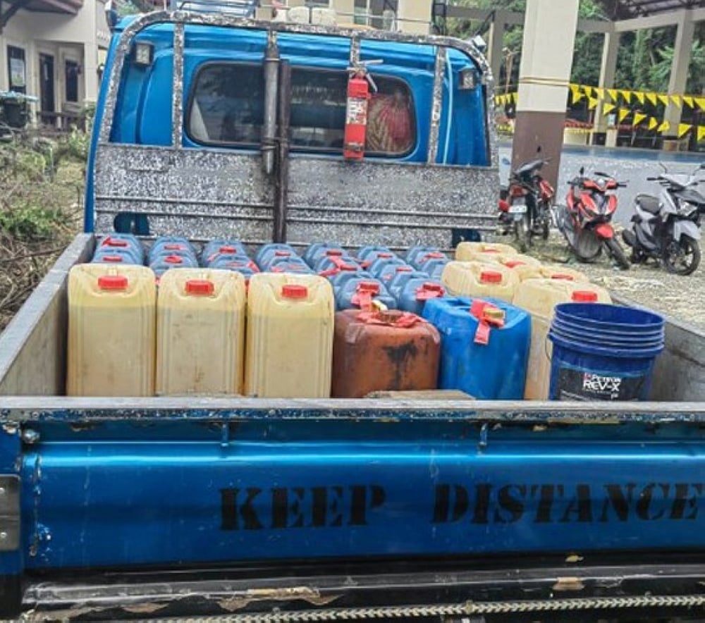 3 arrested, 3,330 liters of diesel seized