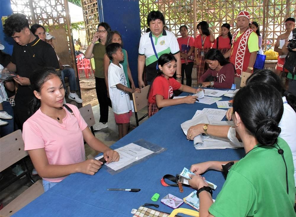 5th District IP learners get P1.1-M educational aid
