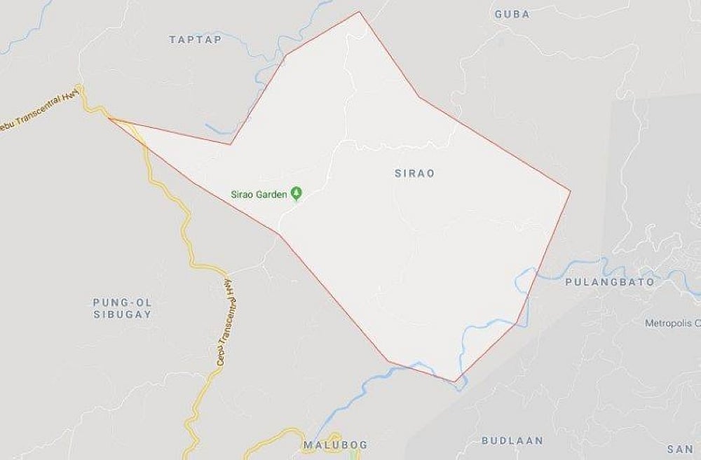 Tag-iya sa tourist spot sa Sirao, kauban ikiha