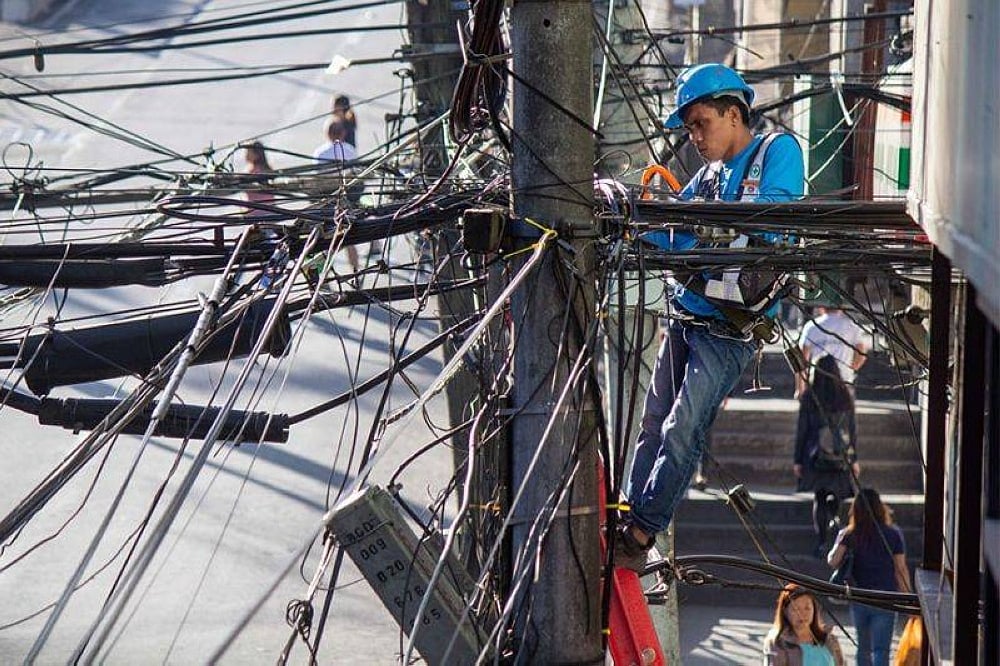 SP OKs submarine cable works for advanced fiber-optic system