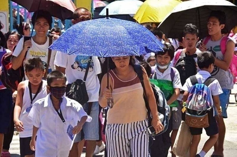 Central Visayas police: First day of classes smooth, peaceful