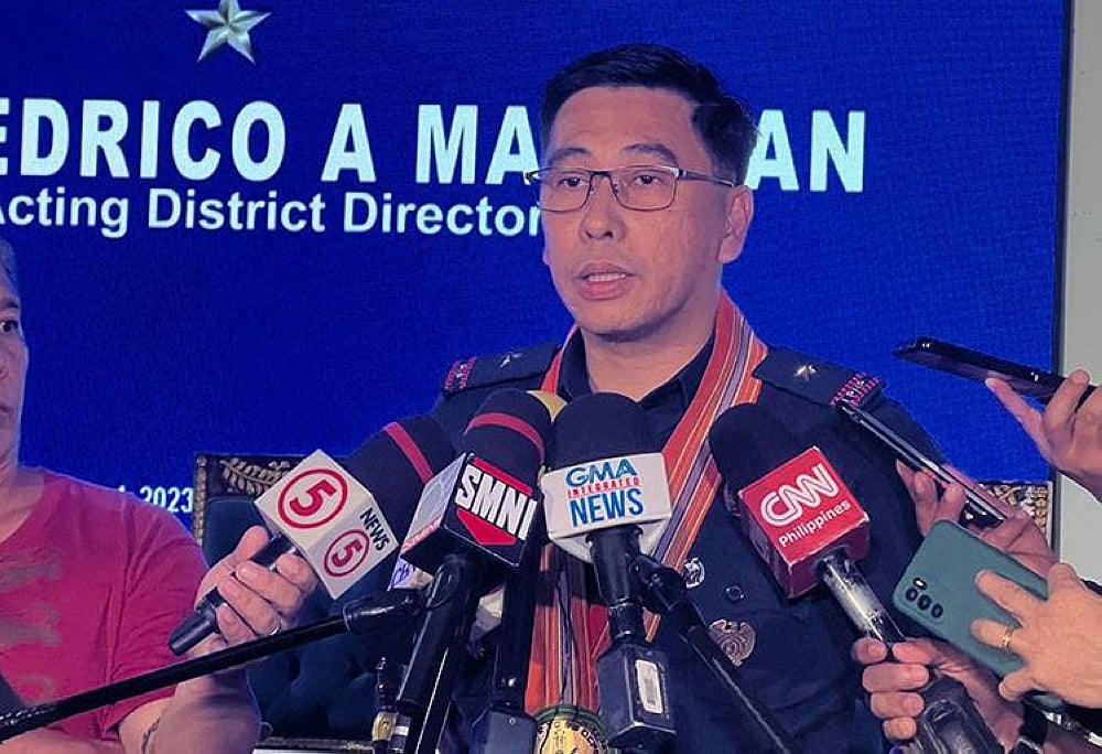 Maranan sacks 6 cops over viral road rage incident