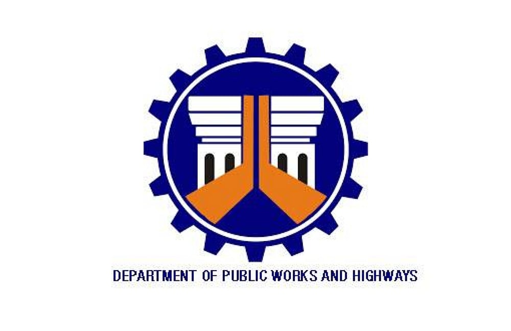 DPWH dredges water channels in Pampanga
