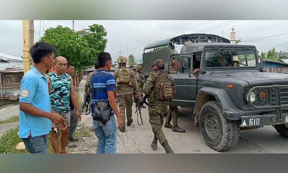 Sundalo naangol sa pagpamanhig