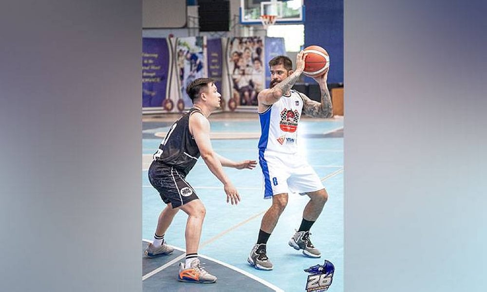 Core Pacific Money Exchange-2K, Speed Demon Vivant-94/95/96 move on to ...