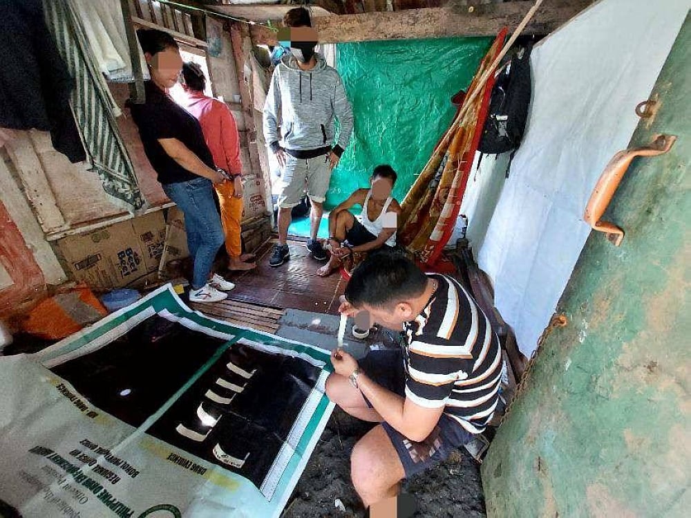 Bohol drug den raid nets 3 people, including 2 women