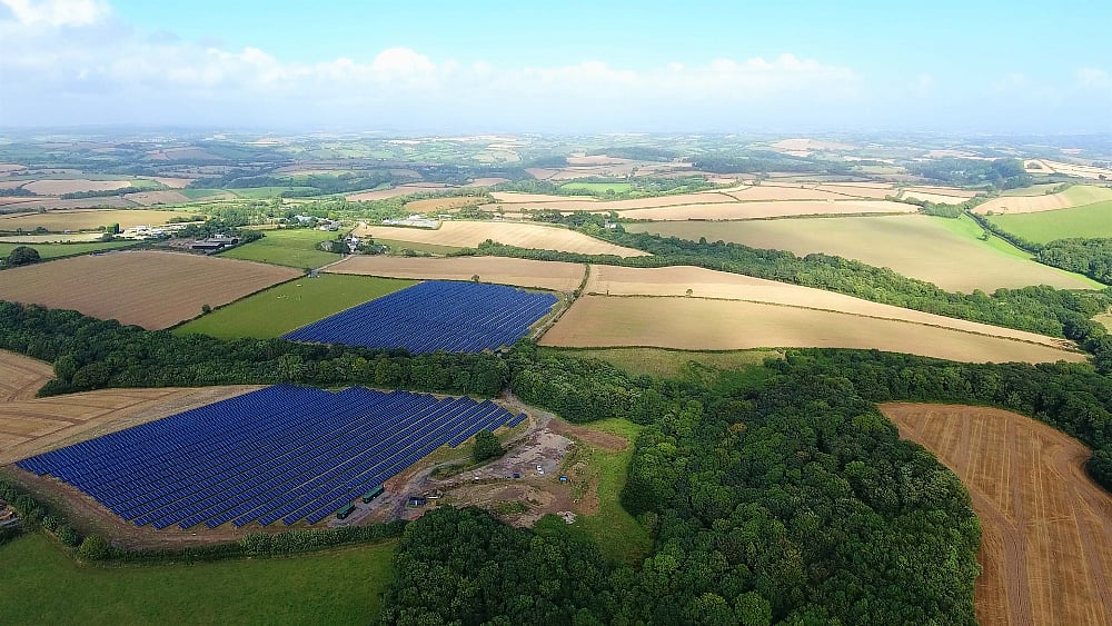 400 MW Solar PV Plant With 100 MW Battery Storage Capacity In United ...