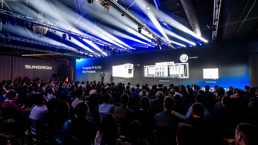 Sungrow Pitches DC-Coupled PV+ESS System For Europe