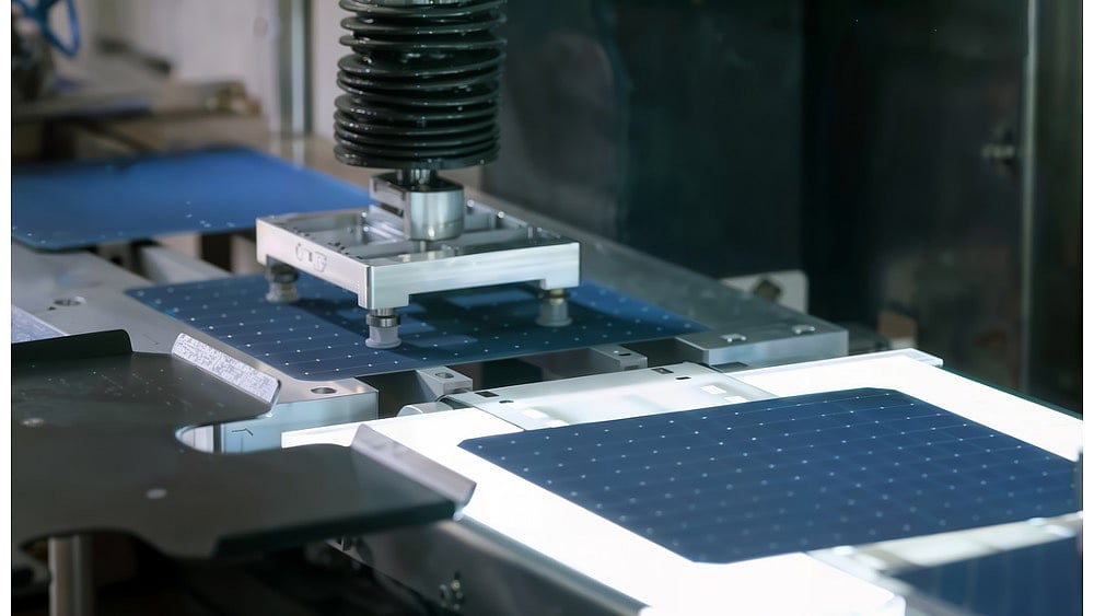 Premier Energies Launches India’s ‘1st’ Zero Busbar Solar Cell