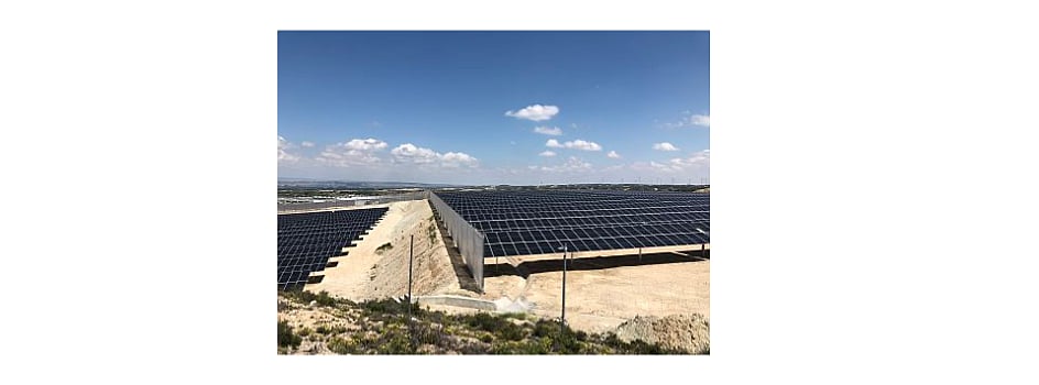 Wind Shields For Solar Power Plants