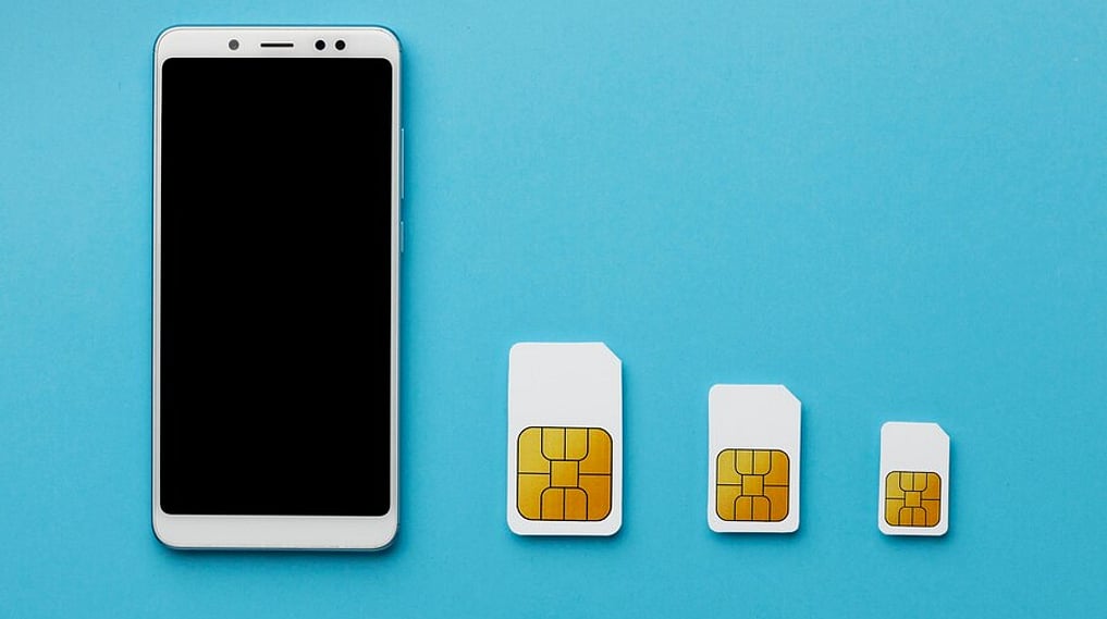 No Extra Charges For Holding Multiple SIMs, Clarifies TRAI