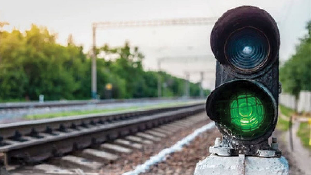 Electronic Interlocking Signal System to Debut at Pune Railway Station ...