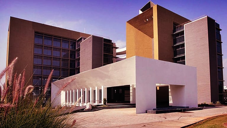 PMRDA to Decentralize Operations, Set Up 4 Regional and Taluka Offices ...