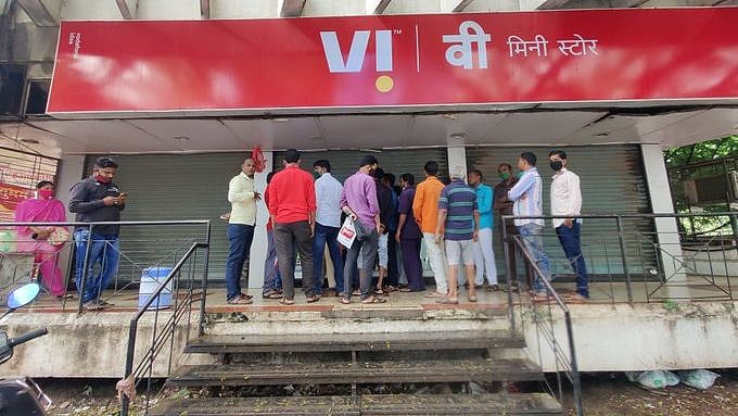 Vodafone Idea network down in Maharashtra: Users fume over poor ...