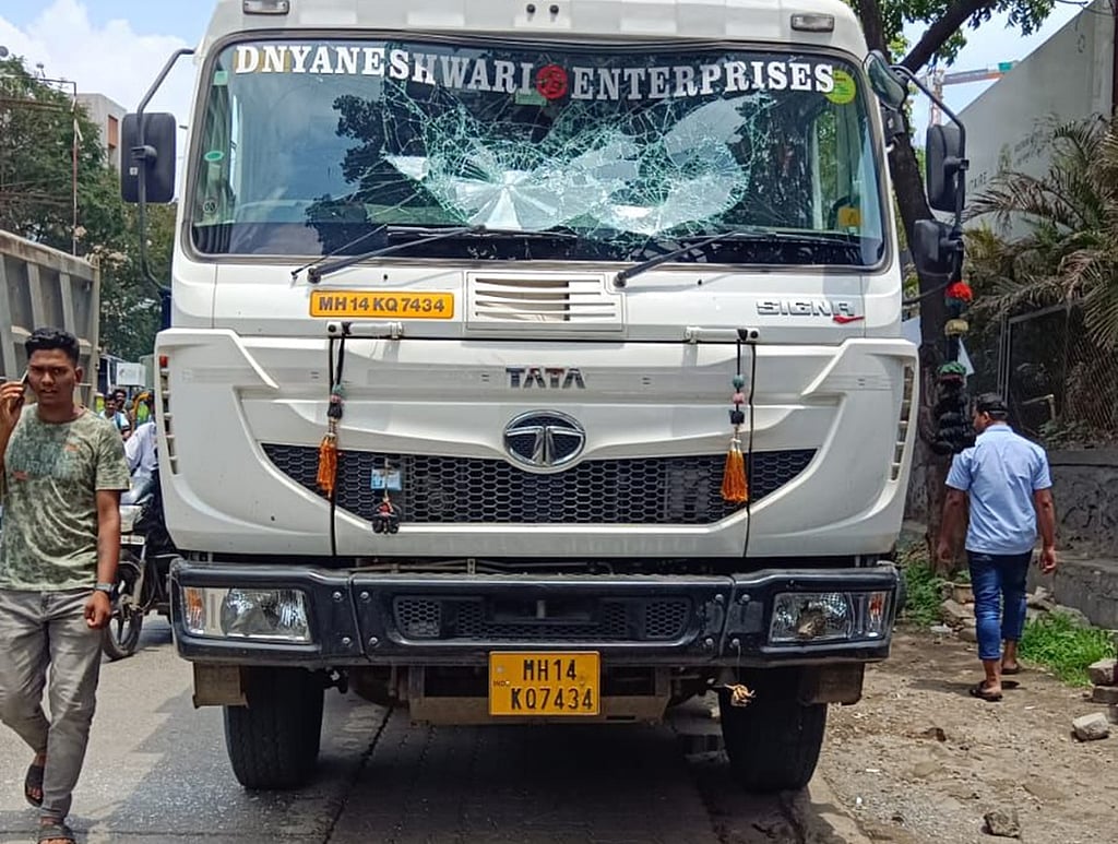 Pune Traffic Police ban heavy vehicle movement on Gangadham Road | The ...
