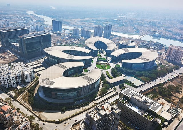 The Story of Growing IT Hubs: Evolution and Expansion