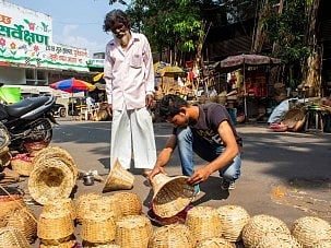 Take a Tour Of Burud Ali: Pune's Famous Bamboo Lane | The Bridge Chronicle