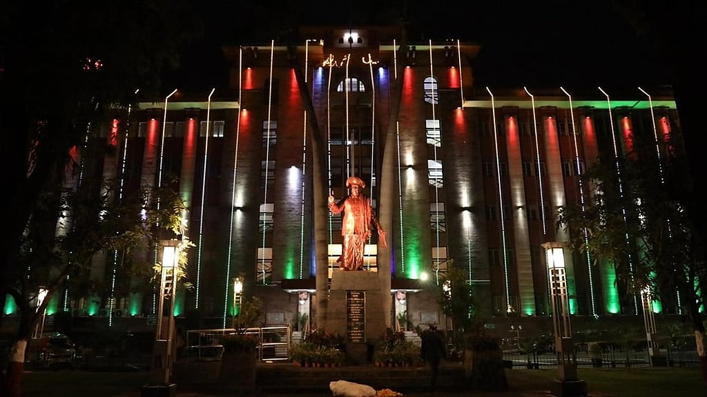 Pune Municipal Corporation to Conduct Ultrasonic Testing on Statues ...
